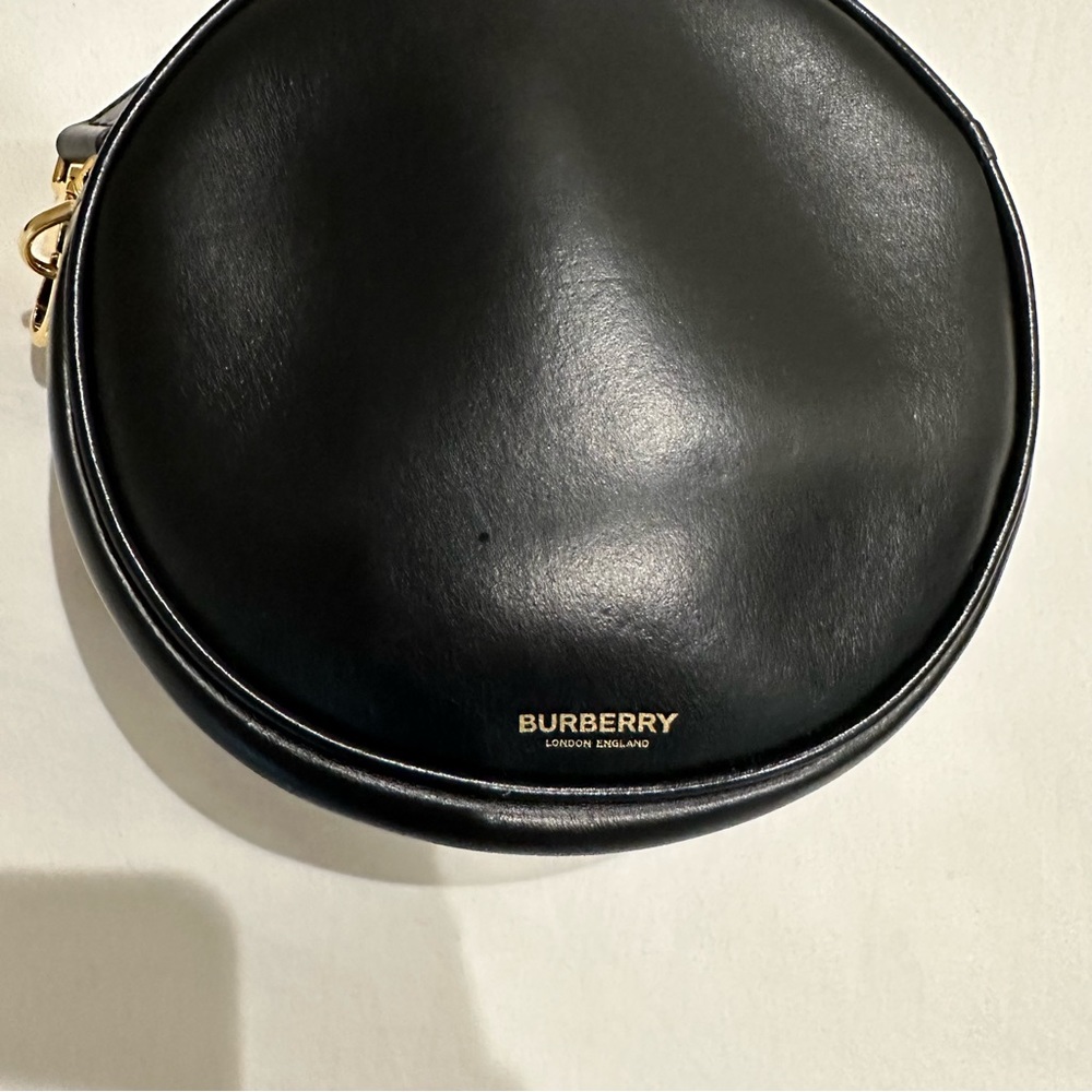 Burberry Louise Round Bag In Black Leather - Gem